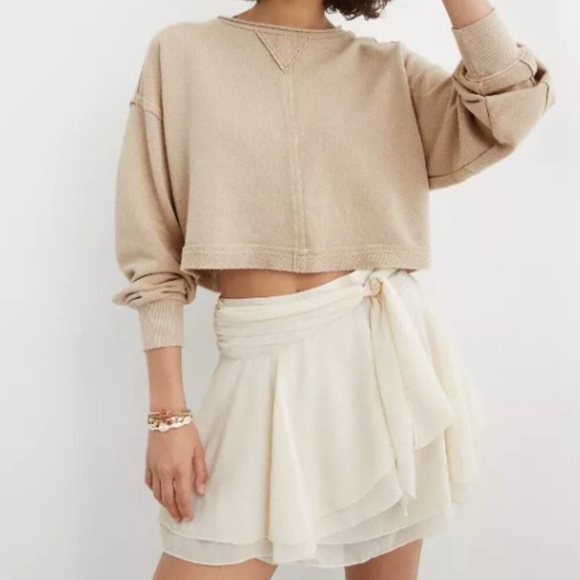 aerie | Skirts | Aerie Chiffon Flowy Wrap Skirt Cream Mini Skirt Size ...